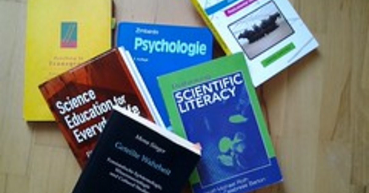 Critical Science Literacy