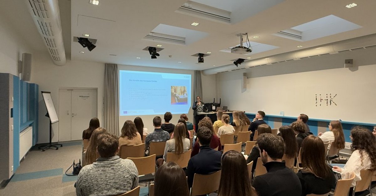 Successful first OeAD Career Day for Ernst Mach – Ukraine scholarship ...